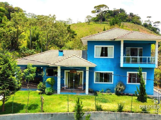 Casa em Vargem Grande, Teresópolis/RJ de 170m² 4 quartos à venda por R$ 989.900,00