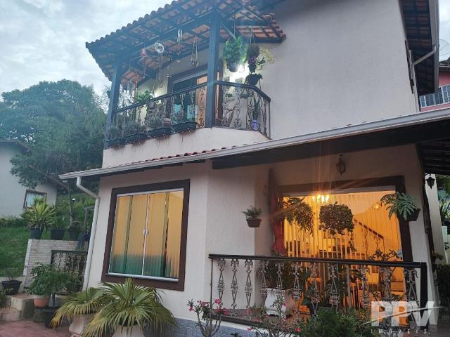 Casa em Vargem Grande, Teresópolis/RJ de 200m² 4 quartos à venda por R$ 709.000,00