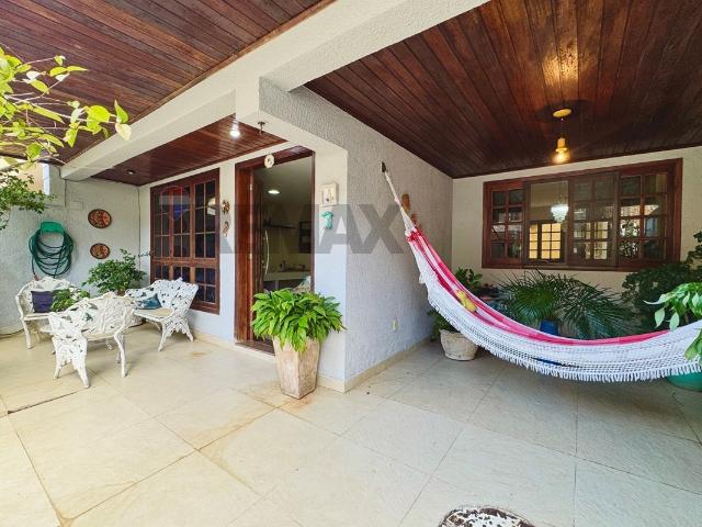 Casa em Vargem Pequena, Rio de Janeiro/RJ de 270m² 3 quartos à venda por R$ 549.000,00