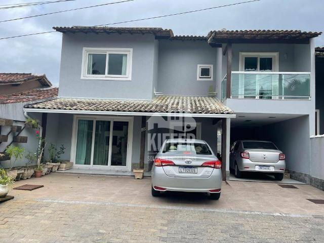 Casa em Várzea das Moças, Niterói/RJ de 200m² 4 quartos à venda por R$ 889.000,00