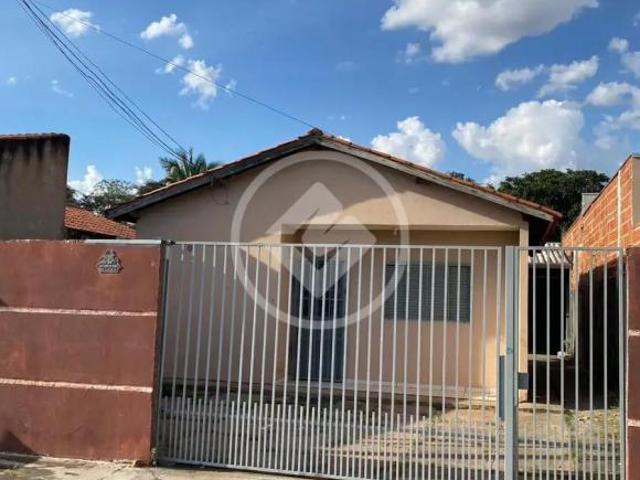 Casa em Várzea Grande de Dois Quartos Cristo Rei R$ 270.000,00