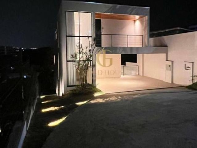 Casa em Vespasiano no Condomínio Rosa dos Ventos