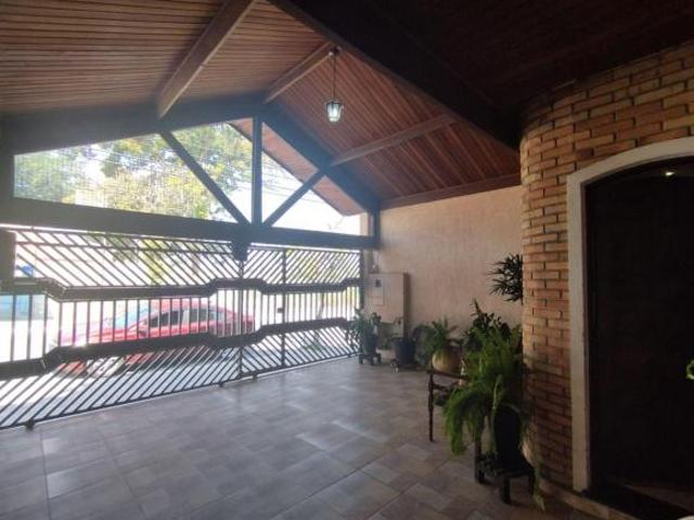 Casa em Vera Cruz, Caçapava/SP de 212m² 2 quartos à venda por R$ 640.000,00