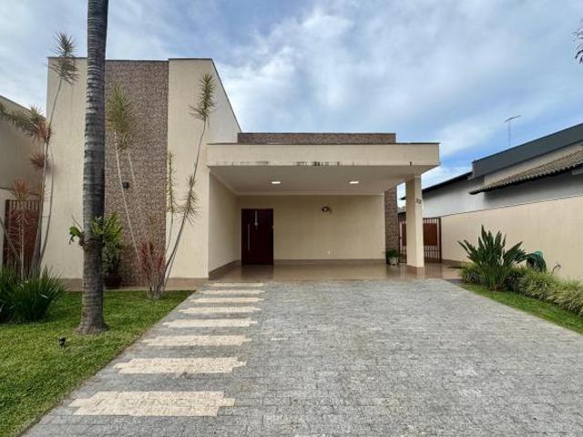 Casa em Vicent Pires na Rua 10 A com 3 suítes amplas, lote de 430 m²