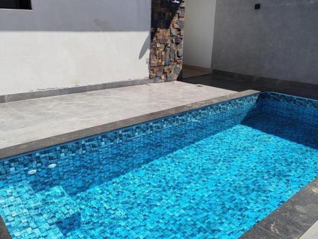 CASA EM VICENTE PIRES NA RUA 12 CONDOMÍNIO FECHADO CASA RECEM CONSTRUÍDA!
