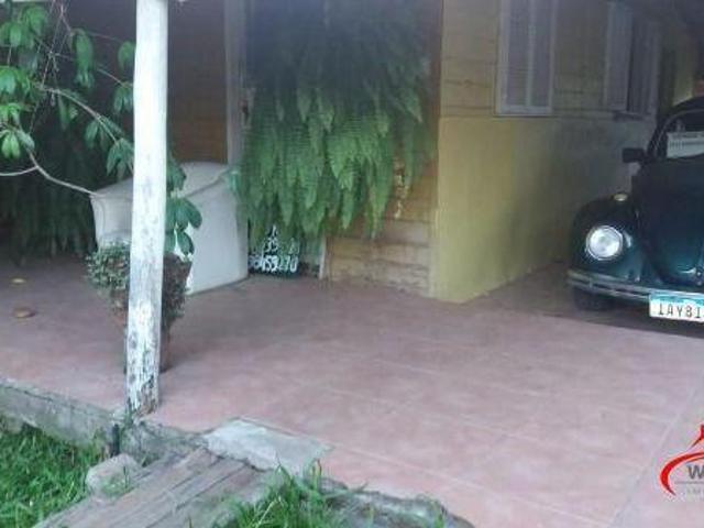 Casa em Viamão, no bairro Itapuã, com 3 dormitório s, e 3 banheiros, à venda