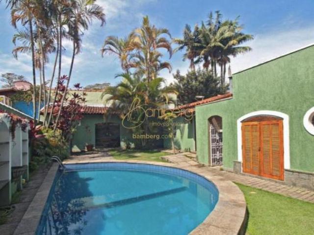 CASA EM VILA 309M² 4 DORM, 2 SUÍTES, 3 VAGAS, PISCINA PRÓXIMA AO PARQUE SEVERO GOMES
