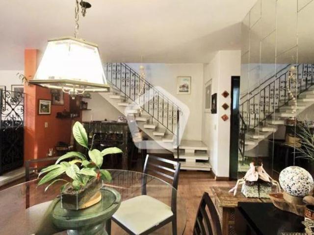 Casa em Vila Cordeiro