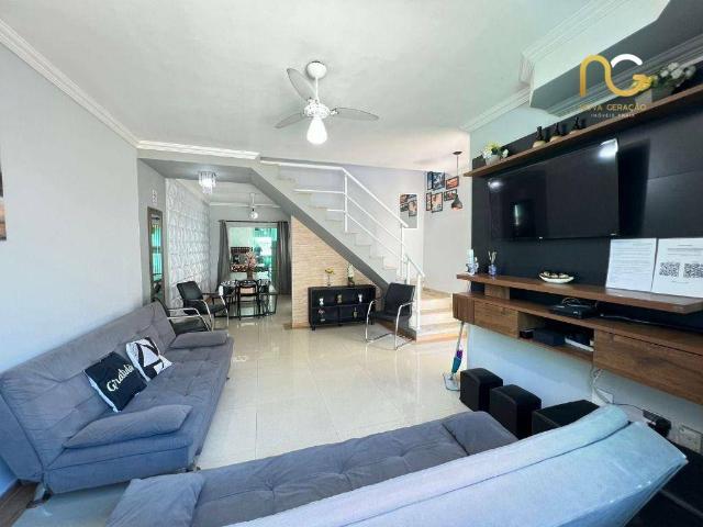 Casa em Vila Caiçara, Praia Grande/SP de 121m² 3 quartos à venda por R$ 629.000,00