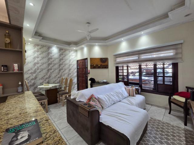 Casa em Vila Caiçara, Praia Grande/SP de 127m² 3 quartos à venda por R$ 549.900,00