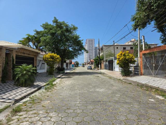 Casa em Vila Caiçara, Praia Grande/SP de 135m² 3 quartos à venda por R$ 799.000,00