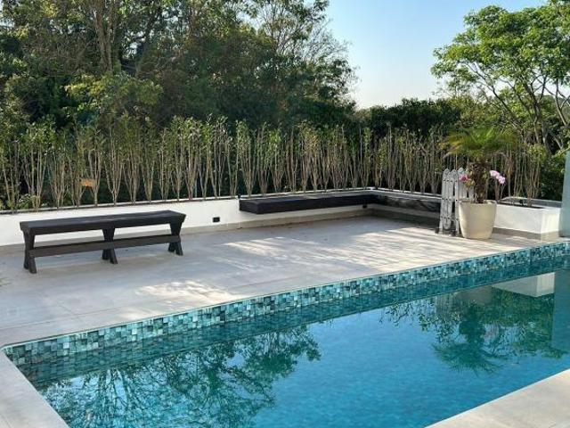 Casa em Vila Caldas, Carapicuíba/SP de 335m² 4 quartos à venda por R$ 3.700.000,00