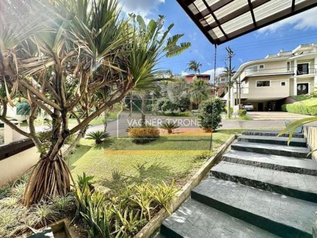 Casa em Vila Caldas, Carapicuíba/SP de 330m² 3 quartos à venda por R$ 1.590.000,00