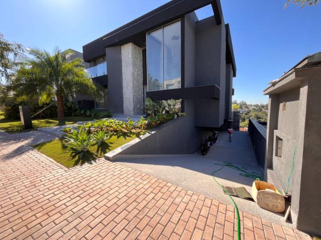 Casa em Vila Caldas, Carapicuíba/SP de 550m² 4 quartos à venda por R$ 5.849.000,00