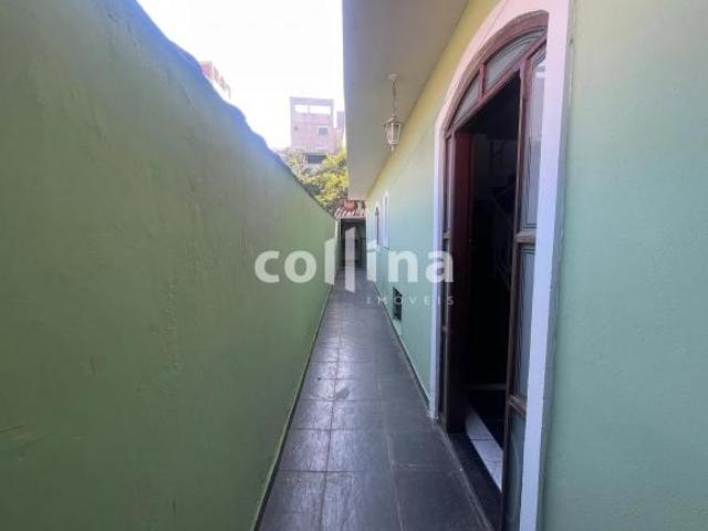 Casa em Vila Creti, Carapicuíba/SP de 149m² 3 quartos à venda por R$ 380.000,00