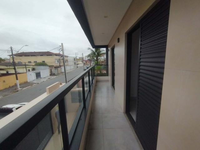 Casa em Vila Antártica, Praia Grande/SP de 66m² 3 quartos à venda por R$ 329.900,00 ou para locação R$ 2.290,00/mes