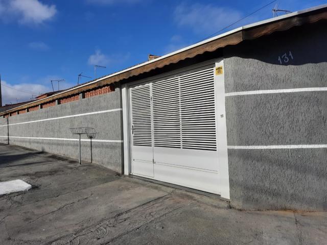 Casa em Vila Antônio Augusto Luiz, Caçapava/SP de 125m² 2 quartos à venda por R$ 299.900,00