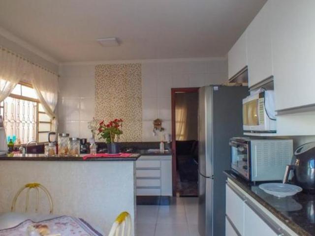 Casa em Vila Alba, Araçatuba/SP de 170m² 3 quartos à venda por R$ 500.000,00