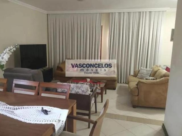 Casa em Vila Betânia, São José dos Campos/SP de 200m² 5 quartos à venda por R$ 1.400.000,00