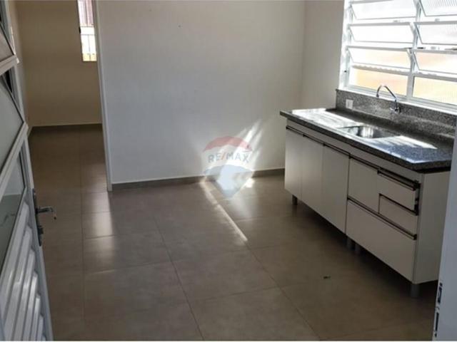 Casa em Vila bem localizada para alugar, 65m² por R$ 2.000,00/mês Centro Atibaia/SP