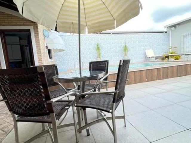 Casa em Vila Geny, Lorena/SP de 230m² 3 quartos à venda por R$ 890.000,00