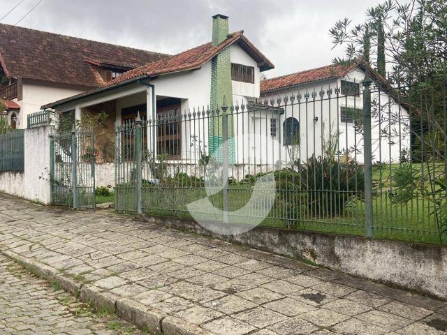 Casa em Vila Guarani, Nova Friburgo/RJ de 250m² 3 quartos à venda por R$ 1.099.000,00