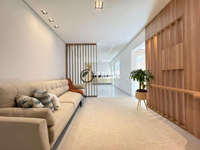 Casa em Vila Guilhermina, Praia Grande/SP de 115m² 3 quartos à venda por R$ 899.900,00