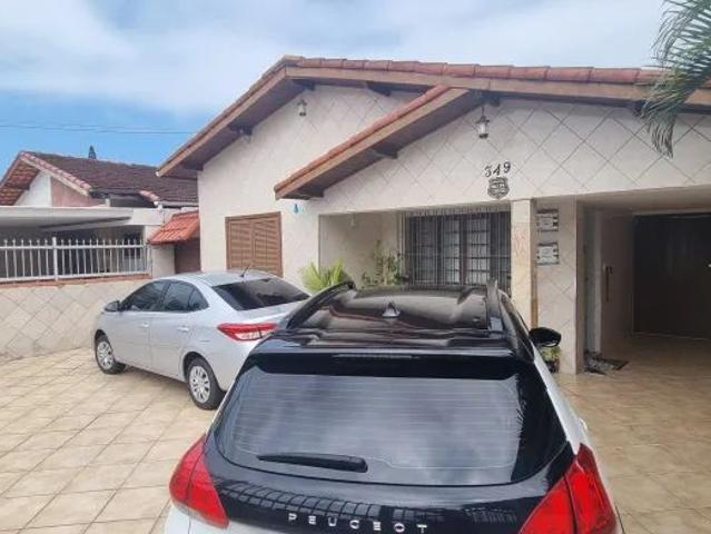 Casa em Vila Guilhermina, Praia Grande/SP de 144m² 4 quartos à venda por R$ 642.000,00