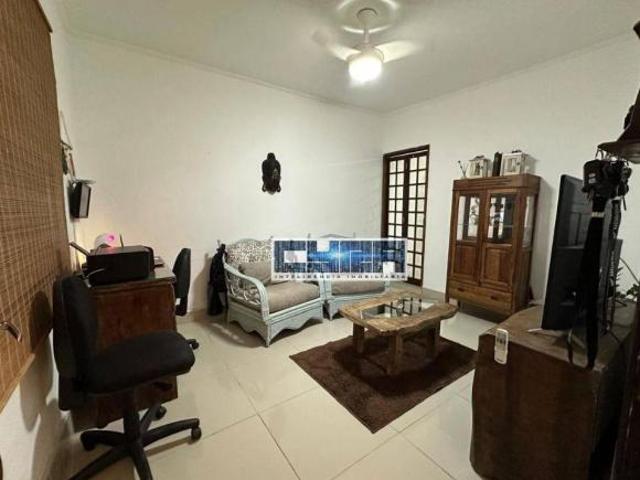 Casa em Vila Guilhermina, Praia Grande/SP de 175m² 3 quartos à venda por R$ 620.000,00