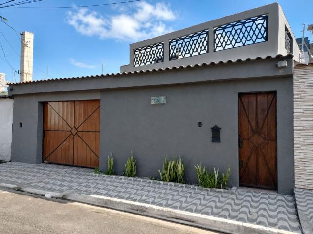 Casa em Vila Guilhermina, Praia Grande/SP de 184m² 3 quartos à venda por R$ 689.000,00