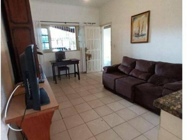 Casa em Vila Guilhermina, Praia Grande/SP de 212m² 3 quartos à venda por R$ 650.000,00