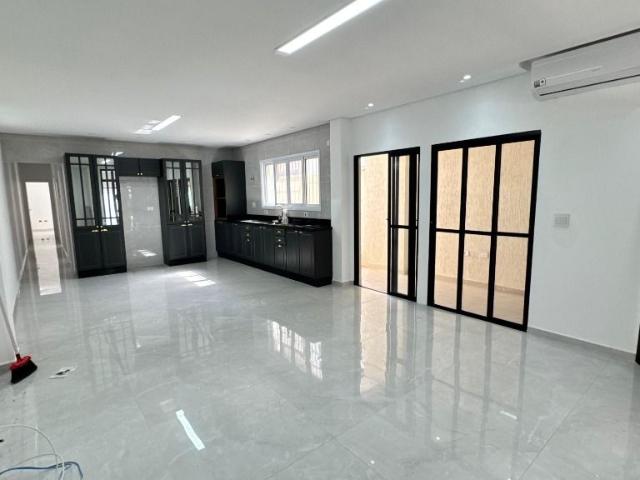 Casa em Vila Guilhermina, Praia Grande/SP de 260m² 5 quartos à venda por R$ 1.199.900,00