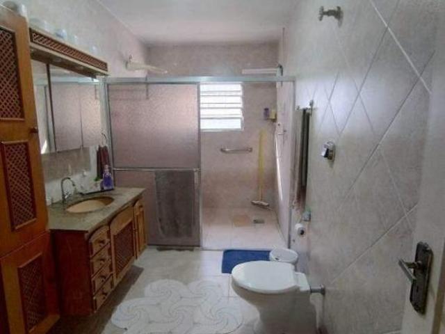 Casa em Vila Gumercindo com 450m²
