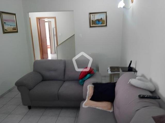 Casa em Vila Dom Pedro I