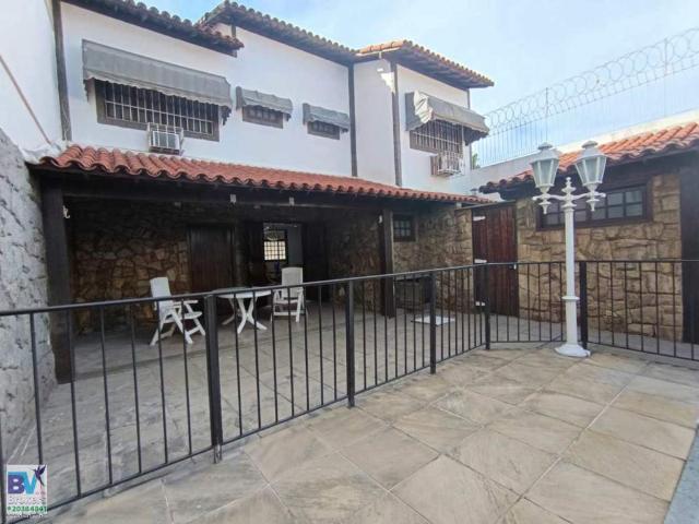 Casa em Vila da Penha, Rio de Janeiro/RJ de 340m² 3 quartos à venda por R$ 1.099.000,00