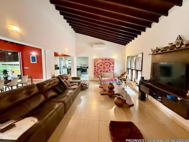 Casa em Vila de São Fernando, Cotia/SP de 253m² 3 quartos à venda por R$ 2.995.000,00