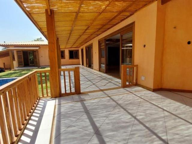 Casa em Vila de São Fernando, Cotia/SP de 330m² 3 quartos à venda por R$ 3.490.000,00