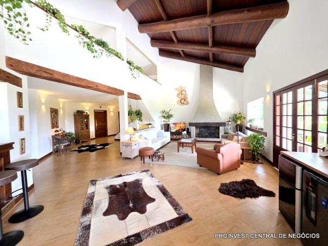 Casa em Vila de São Fernando, Cotia/SP de 751m² 4 quartos à venda por R$ 4.949.900,00