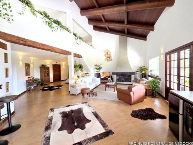 Casa em Vila de São Fernando, Cotia/SP de 751m² 4 quartos à venda por R$ 4.950.000,00