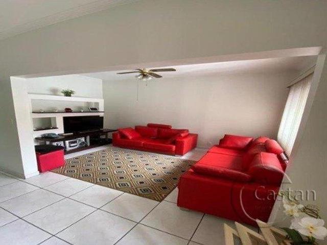 Casa em Vila Ema