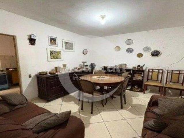 Casa em Vila Ema