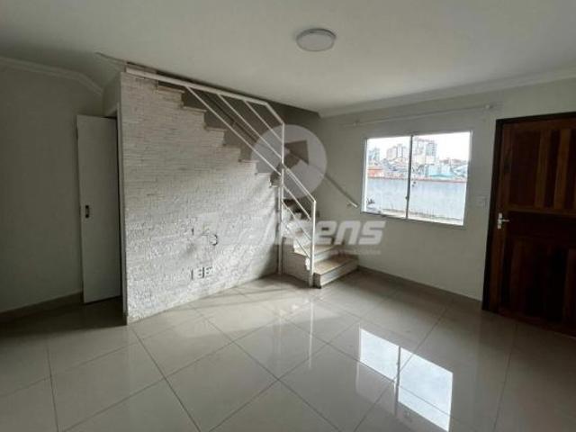Casa em Vila Emílio