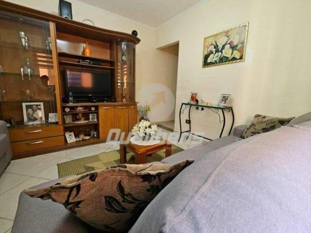 Casa em Vila Emílio