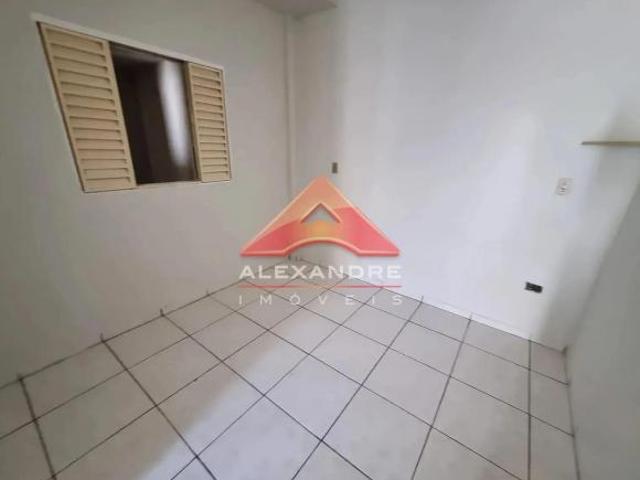 Casa em Vila Ester, São José dos Campos/SP de 224m² 4 quartos à venda por R$ 850.000,00
