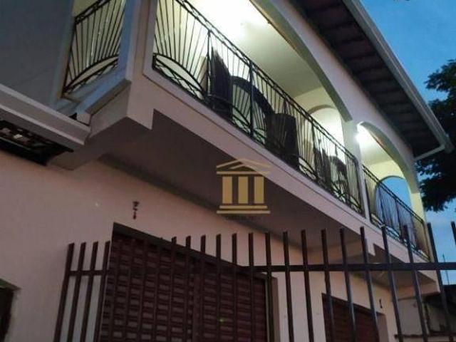 Casa em Vila Ester, São José dos Campos/SP de 327m² 3 quartos à venda por R$ 800.000,00