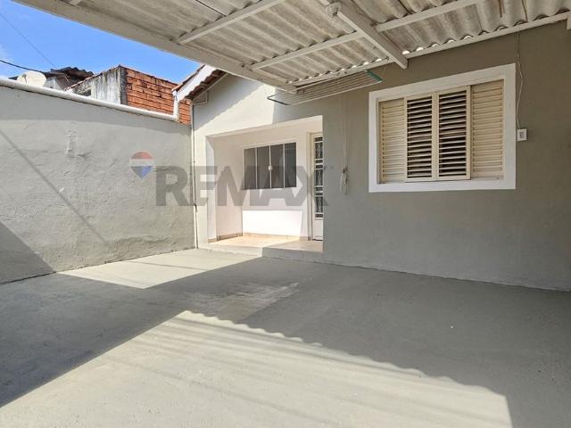 Casa em Vila Floriano: Aluguel