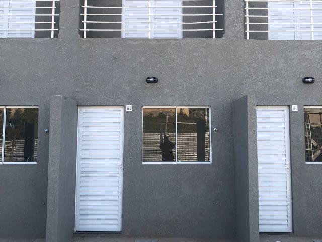Casa em Vila Helena, Sorocaba/SP de 42m² 2 quartos à venda por R$ 210.200,00