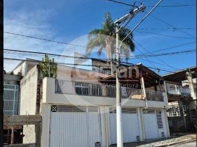 Casa em Vila Industrial