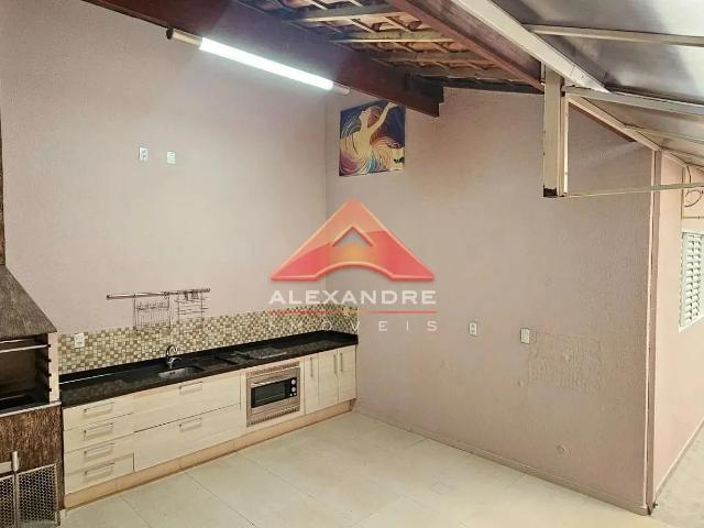 Casa em Vila Industrial, São José dos Campos/SP de 120m² 3 quartos à venda por R$ 549.900,00