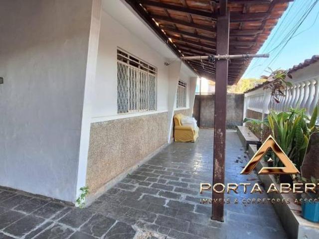 Casa em Vila Ipanema, Ipatinga/MG de 240m² 2 quartos à venda por R$ 400.000,00